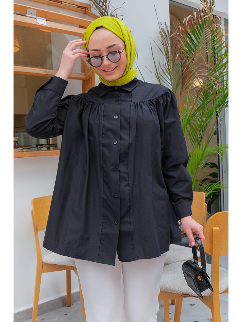 Locco Moda Roba Büzgülü Gömlek Siyah - S000180328-19351 | LCW