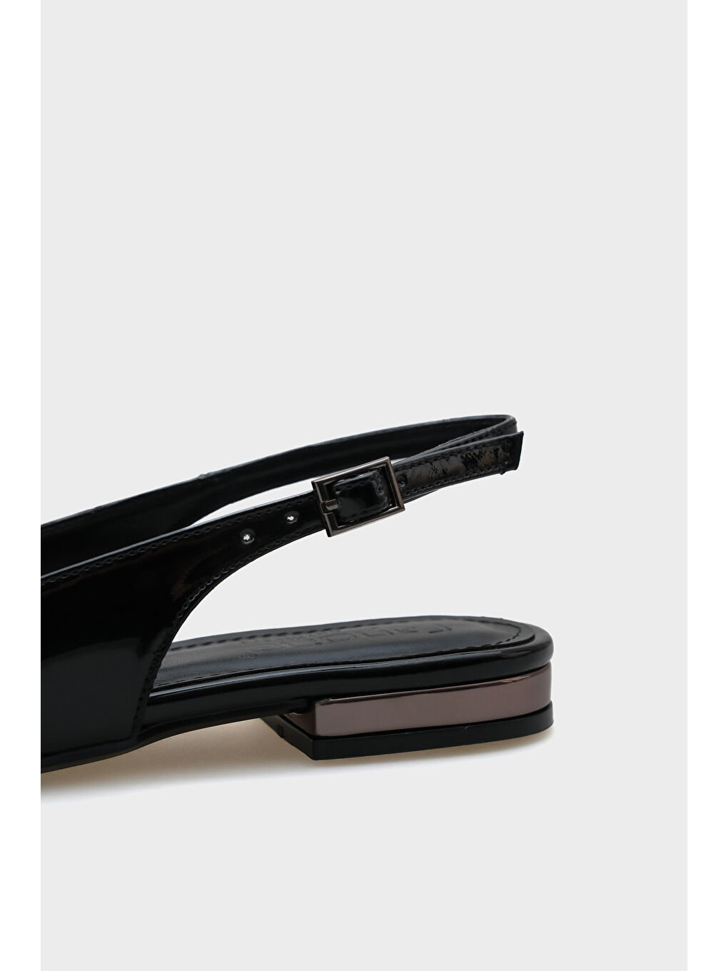 Capone Outfitters Siyah Angela Metal Topuklu Arkası Açık Kadın Babet ...