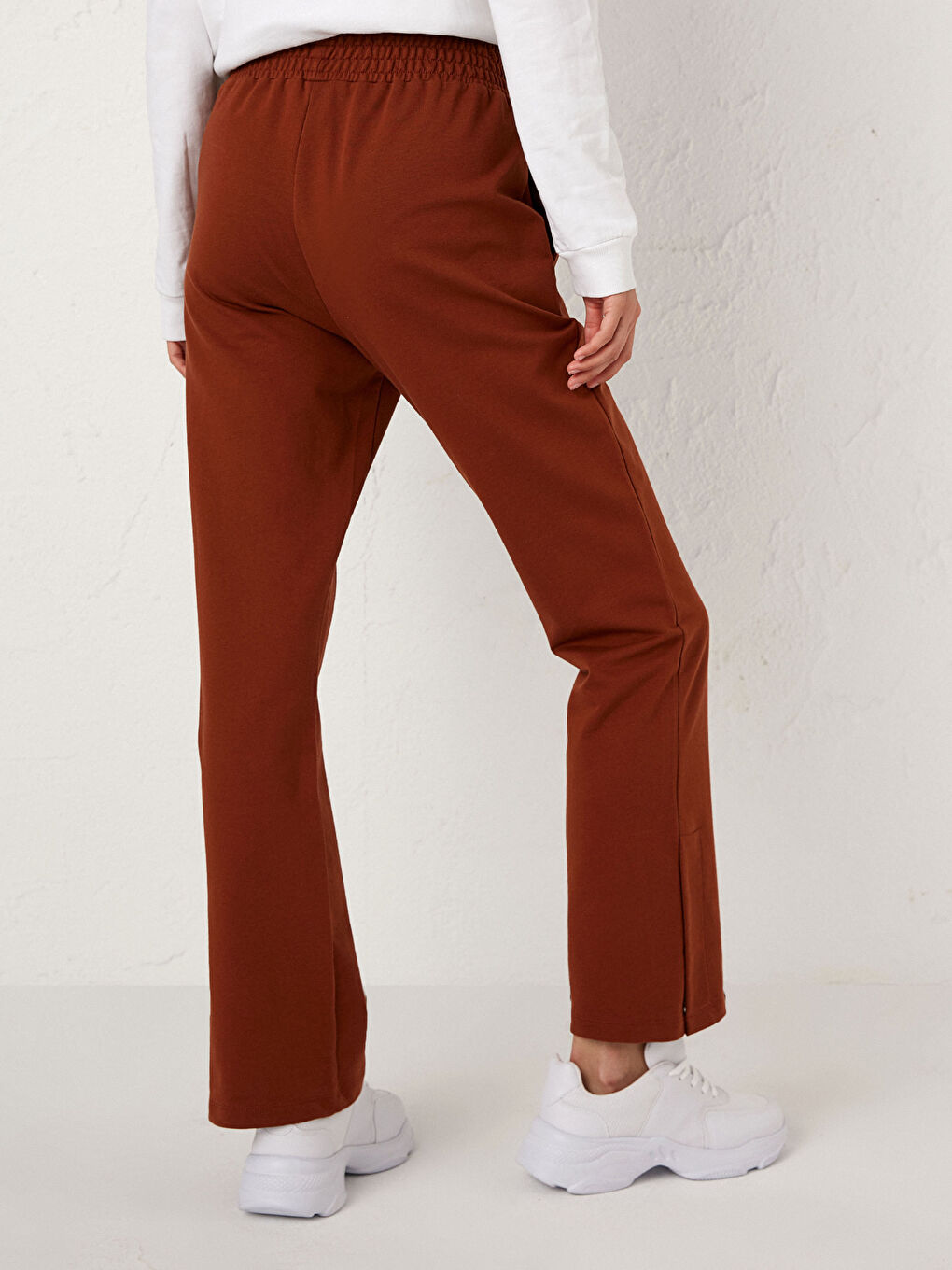 LCW Vision Elastic Waist Sweatpants - 0WGJ63Z8-HGN - LC Waikiki