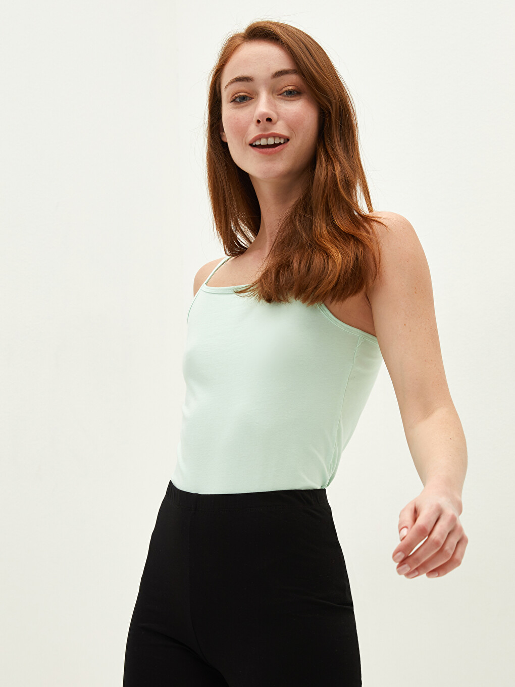 LCWAIKIKI Basic Female U Neck Strapped Straight Athlete - S1FA87Z8-FXS ...