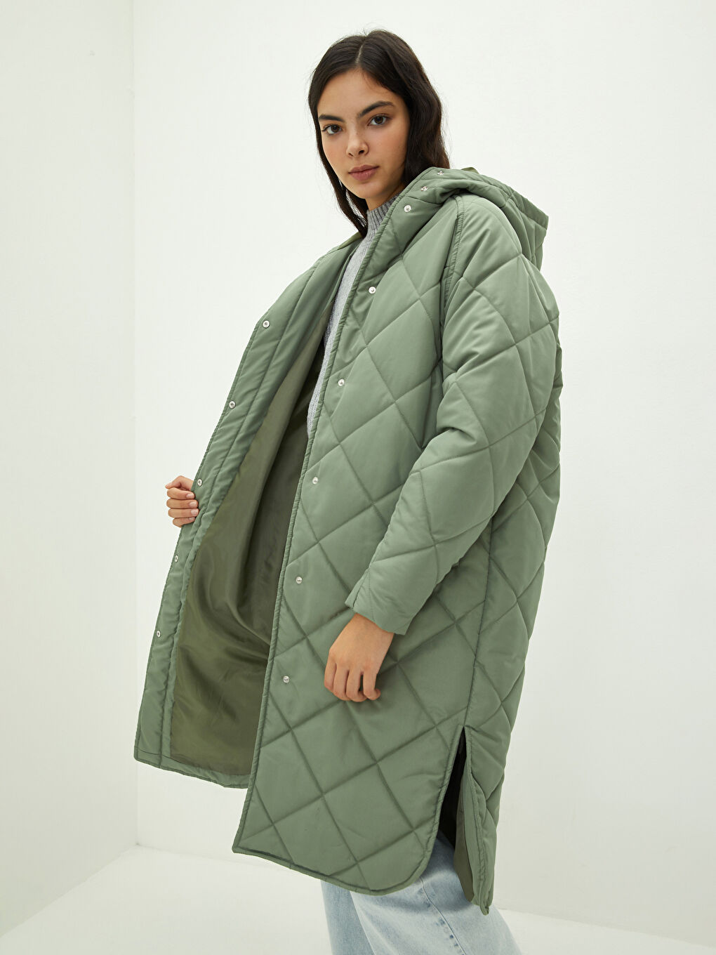 LCW Modest Hooded Quilted Long Sleeves Slim Women's Inflatable Coat ...