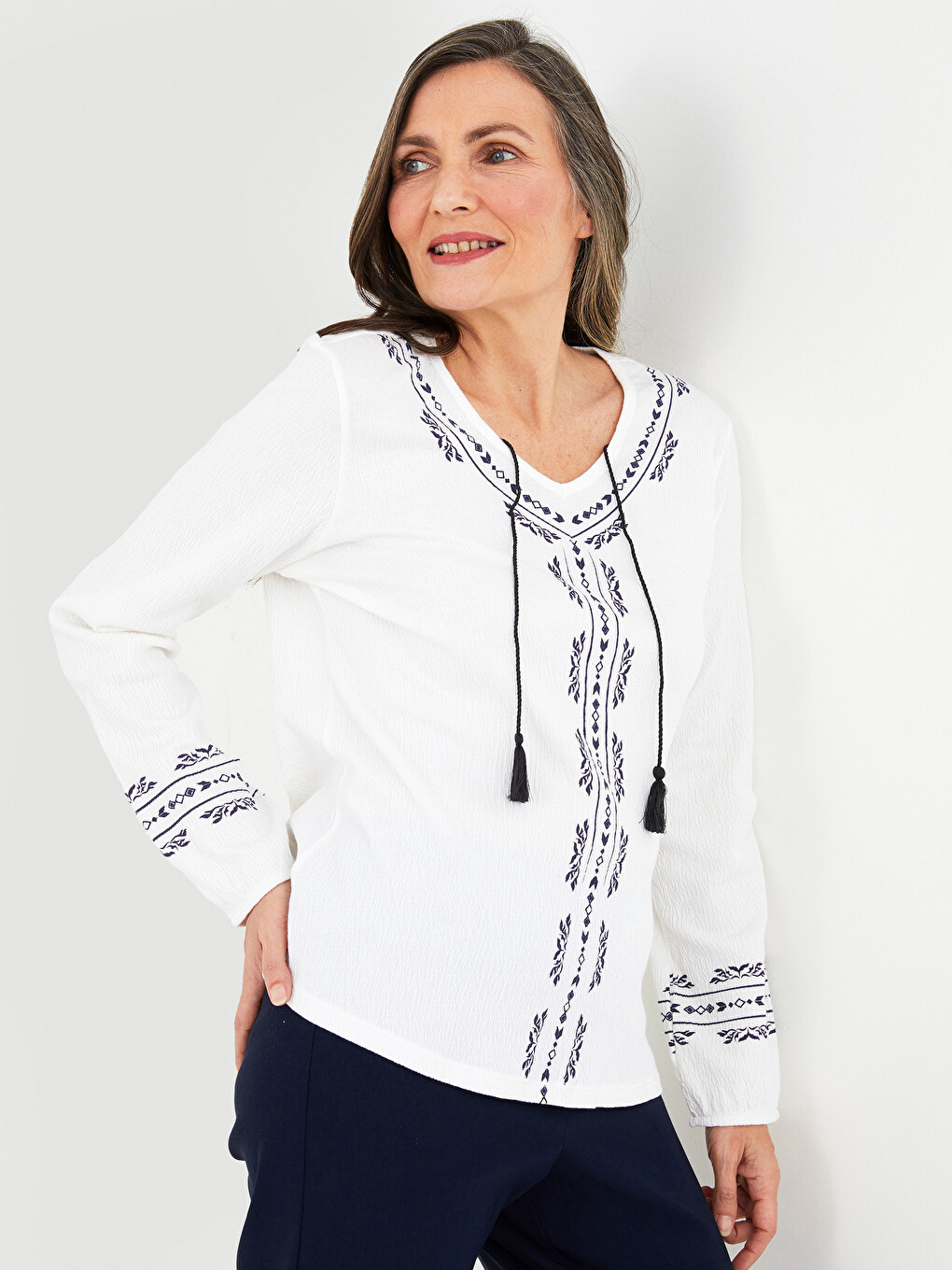 LCW Grace Tricou cu Mânecă Lungă și Decolteu în V Imprimat pentru Femei ...