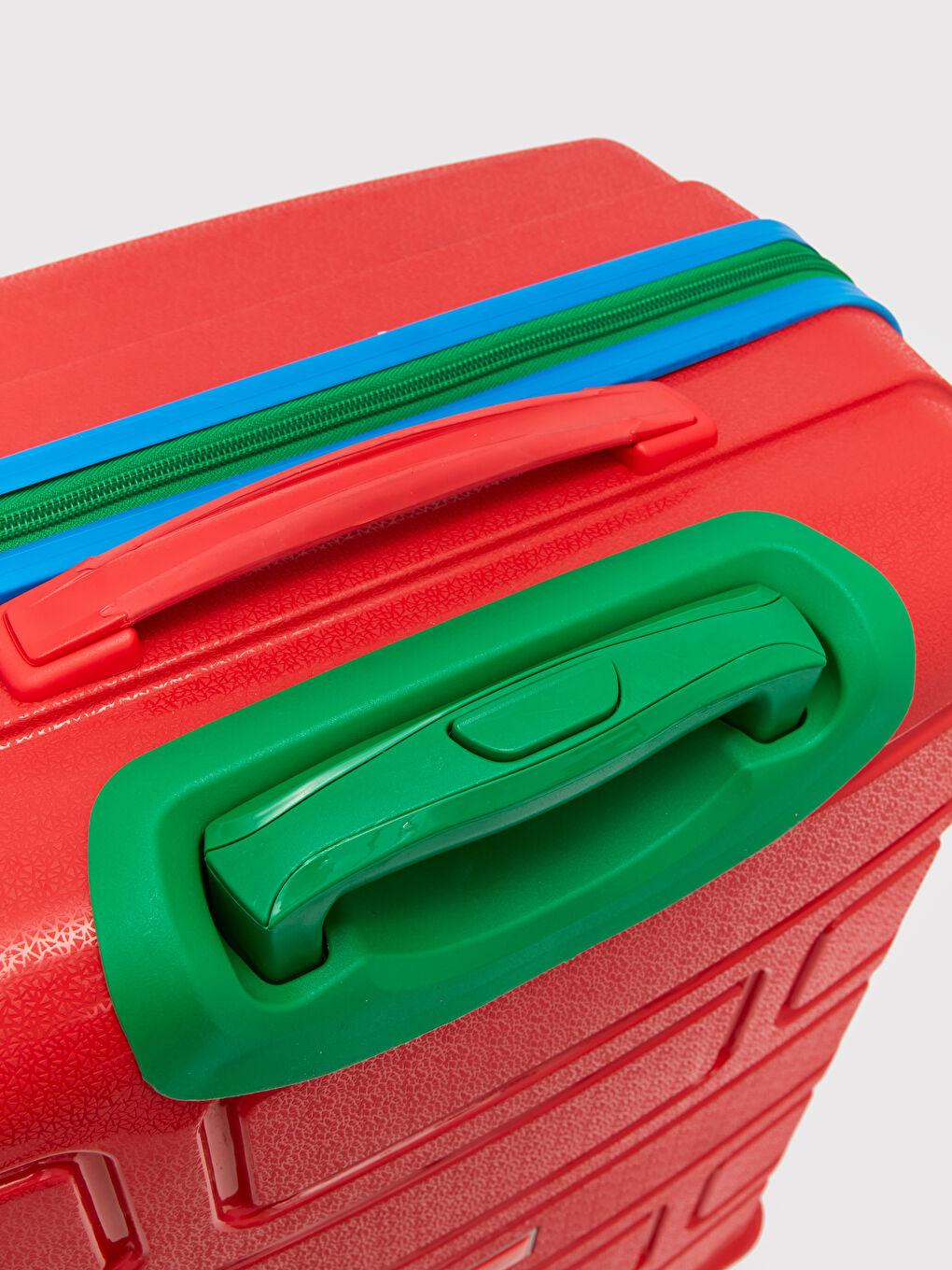 LCW ACCESSORIES Lock Detailed Medium Size Suitcase - S3IO22Z8-VAD - LC ...