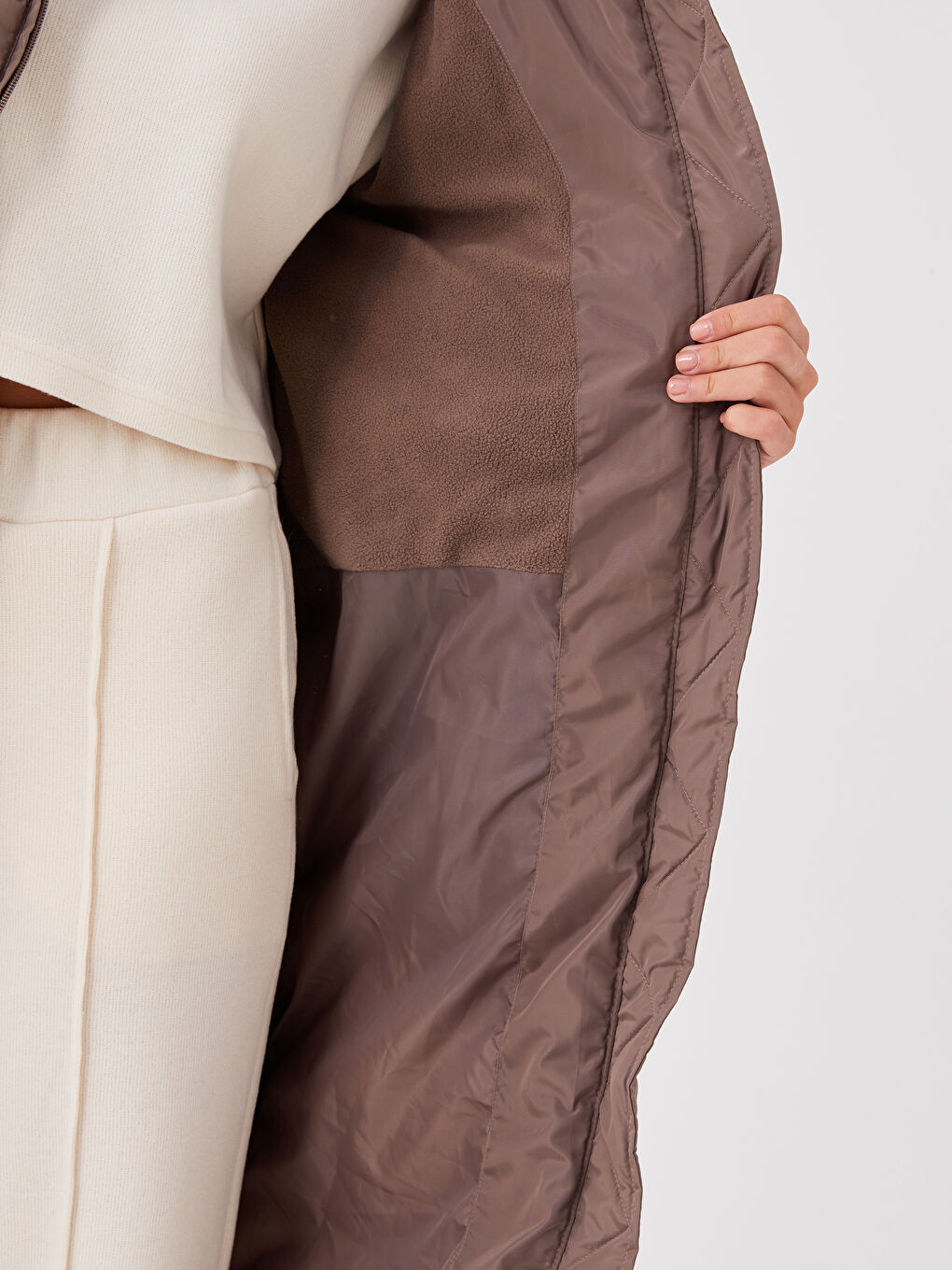 XSIDE Manteau Bouffant Uni à Capuche pour Femmes -W36674Z8-V6Z - LC Waikiki