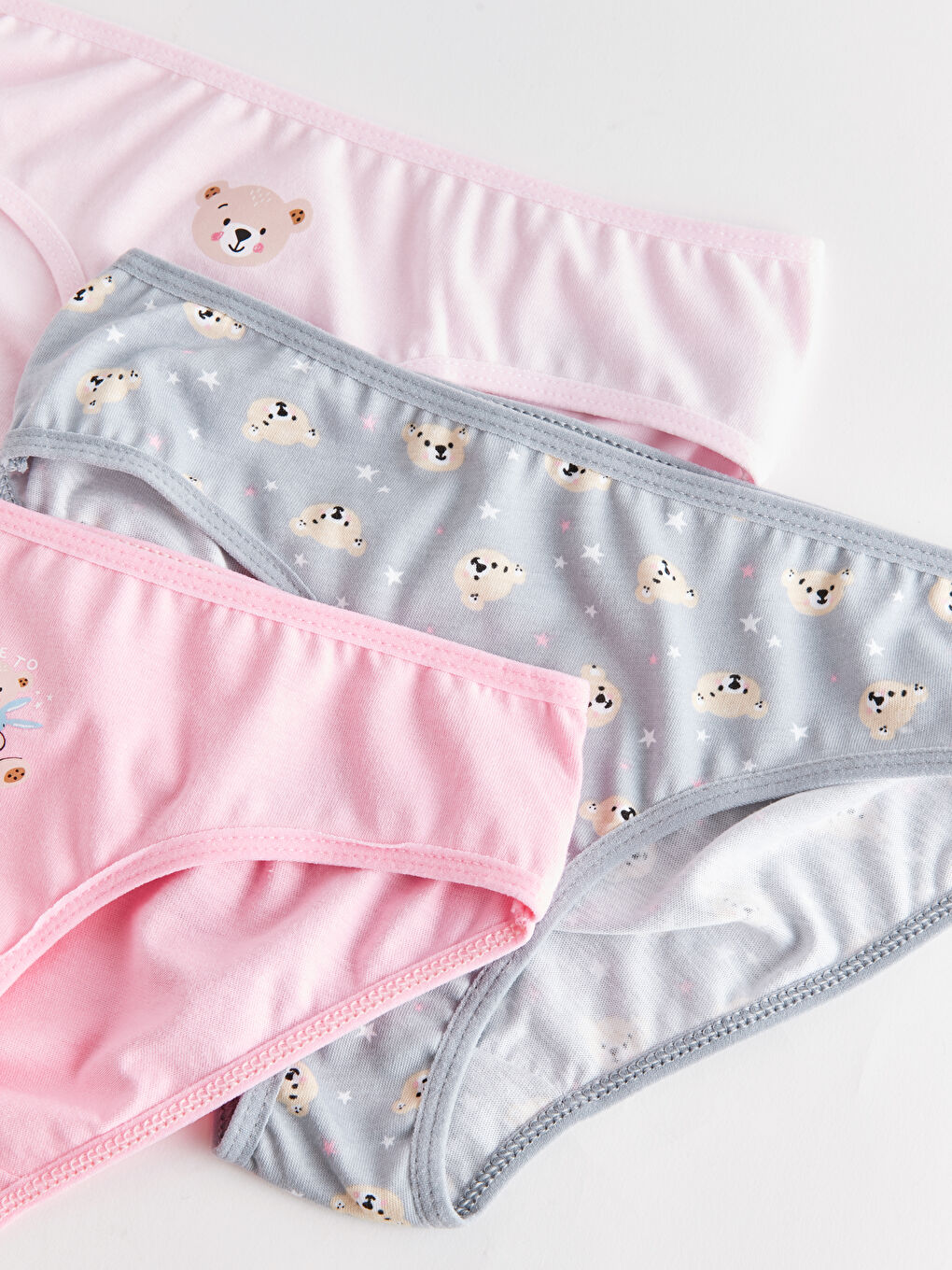LCW Kids Printed Cotton Girls' Knickers 3-packs -W39338Z4-QY8 - LC Waikiki