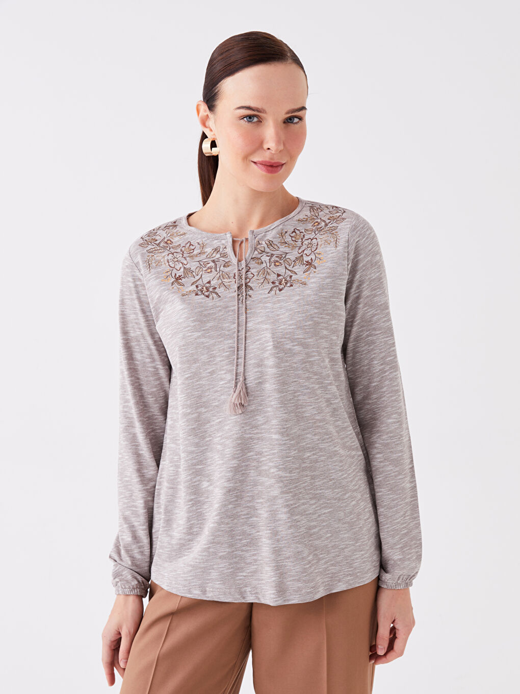 LCW Grace Bej Bağlamalı Yaka Baskılı Uzun Kollu Kadın Bluz - W3AS42Z8-D2Y | LCW