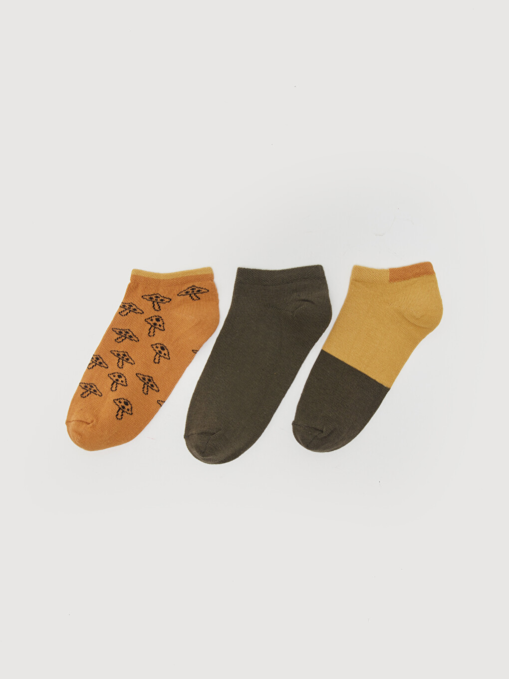 LCW ECO Patterned Boys' Trainer Socks 3-packs - W3I815Z4-VZL - LC Waikiki