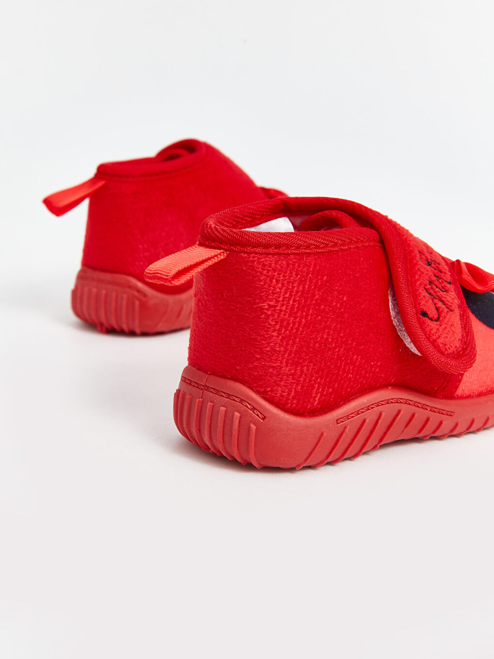 LCW STEPS Minnie Mouse Embroidered Baby Girls' Slippers -W4AC17Z1-GYE ...