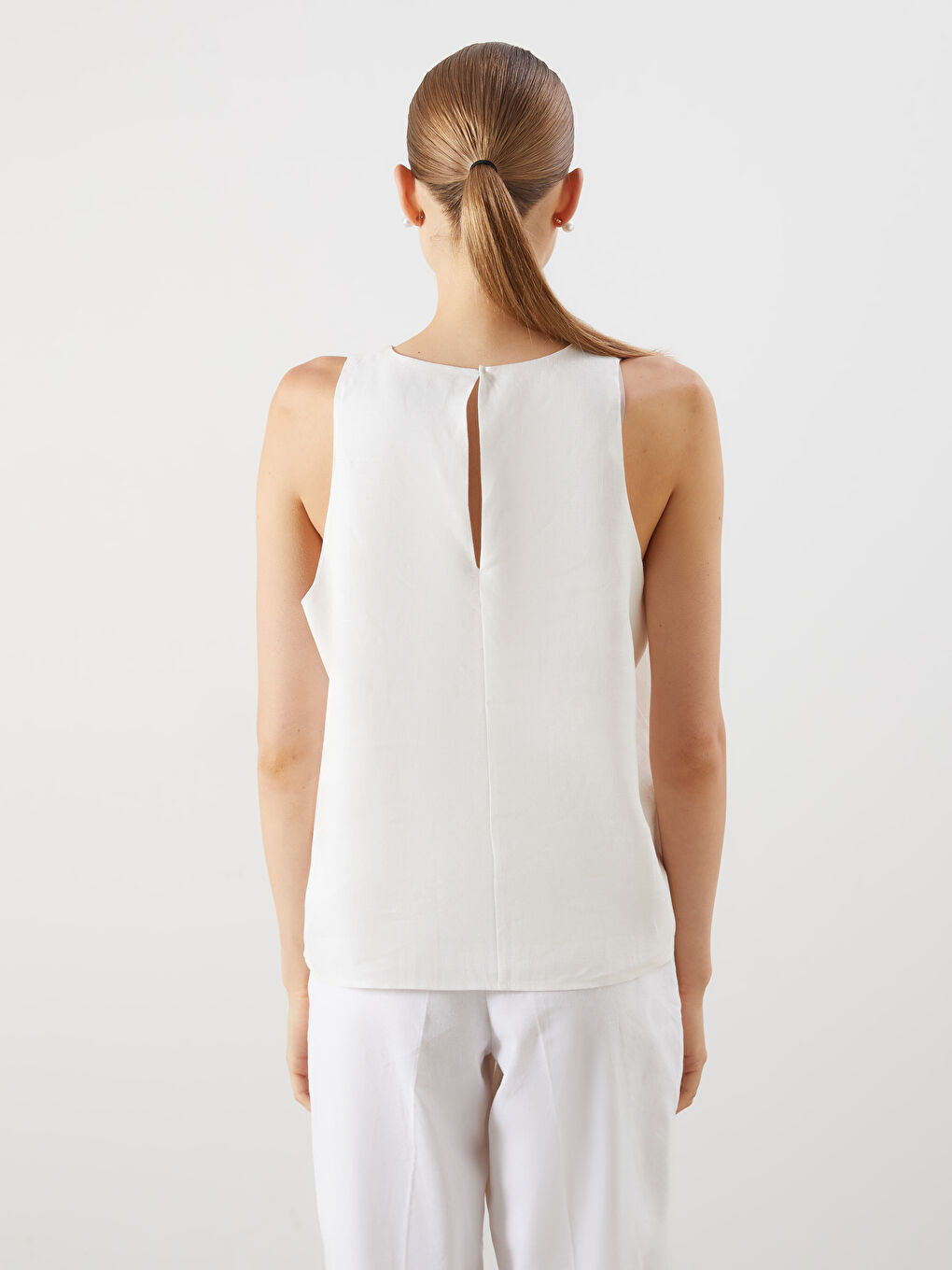 LCW Vision Ekru Bisiklet Yaka Keten Karışımlı Asimetrik Kesim Bluz - S5O518Z8-R9J | LCW