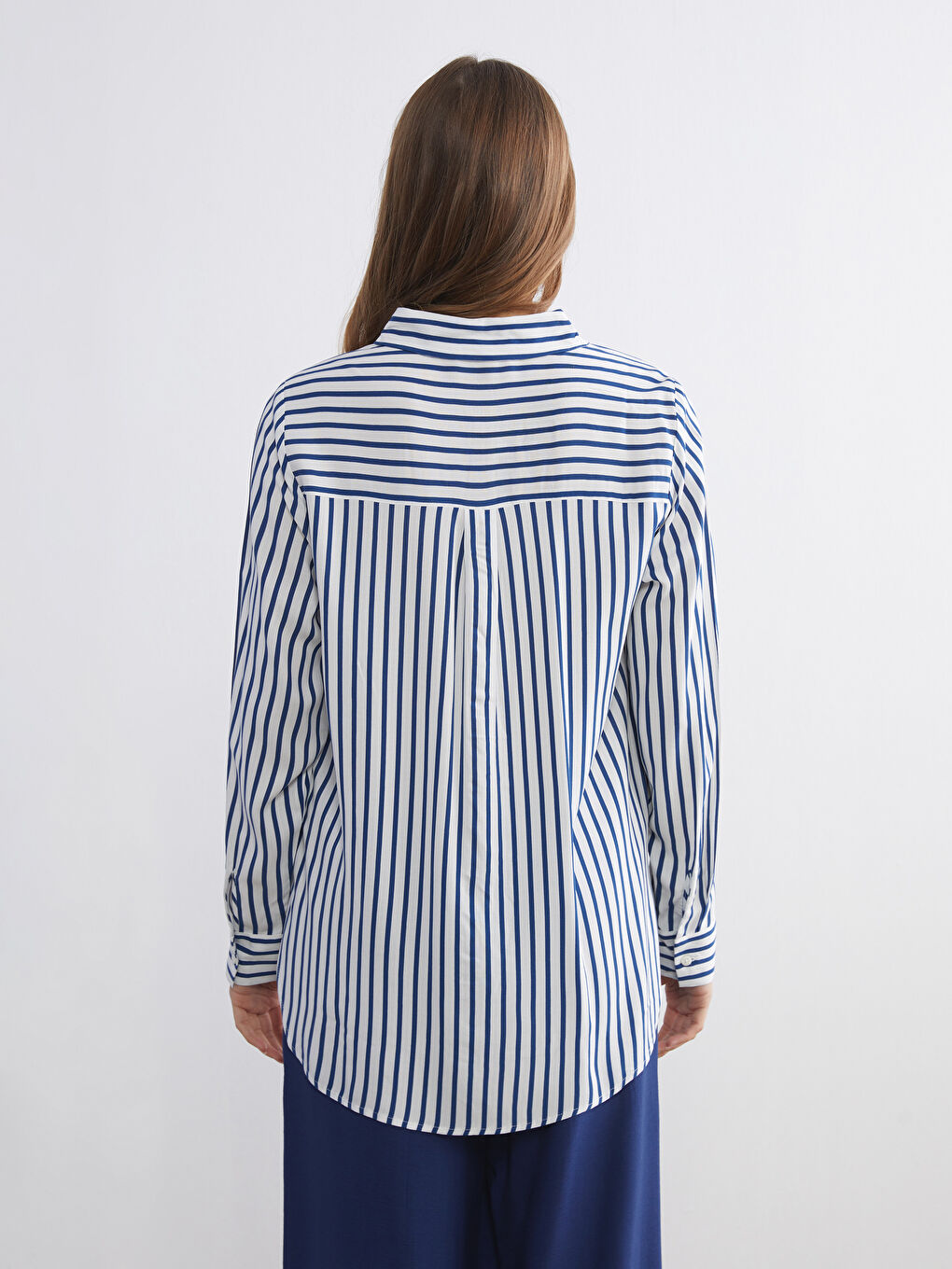 LCWAIKIKI Classic Prugasta ženska košulja - S62935Z8-LEN - LC Waikiki