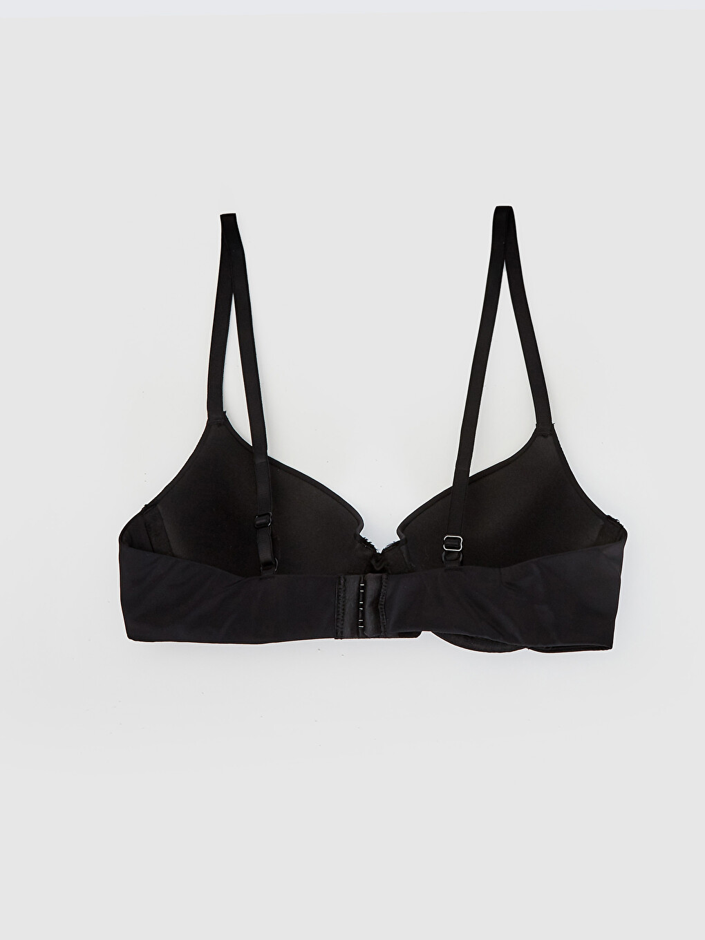 LCW DREAM Underwire Half-Padded Plain Bra - 0S6158Z8-E0N - LC Waikiki