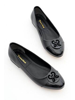 Kadın Siyah Rahat Kalıp Önü Tokalı Babet - S000176495-19351 | LCW