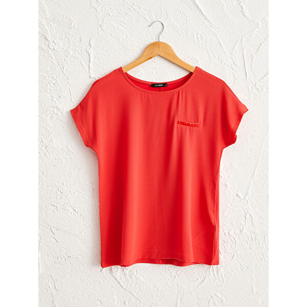 LCW CLASSIC Bisiklet Yaka Standart Fit Kısa Kollu Penye Kadın Esnek Viskon Tişört