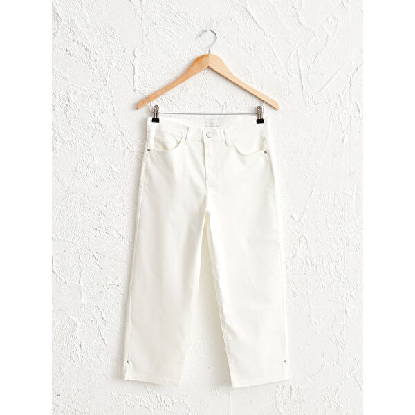 LCW GRACE Standart Fit Gabardin Kadın Düz Paça Esnek Capri LCW GRACE Standart Fit Gabardin Kadın Düz Paça Esnek Capri