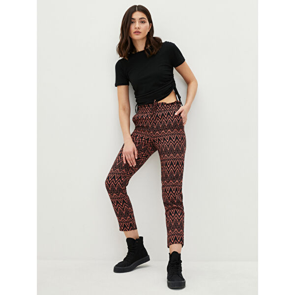 Beli Lastikli Çiçekli Cep Detaylı Viskon Kadın Pantolon