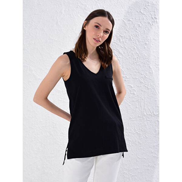 V Yaka Düz Kolsuz Pamuklu Kadın Atlet