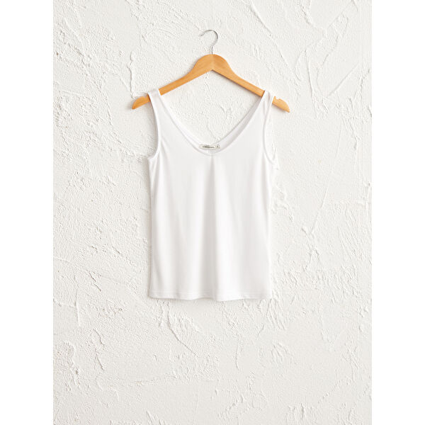 LCW CASUAL V Yaka Standart Fit Askılı Penye Kadın Düz V Yaka Atlet LCW CASUAL V Yaka Standart Fit Askılı Penye Kadın Düz V Yaka Atlet