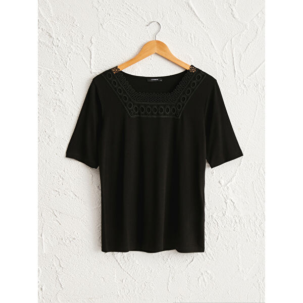 Yakası Dantelli Viskon Tişört Yakası Dantelli Viskon Tişört