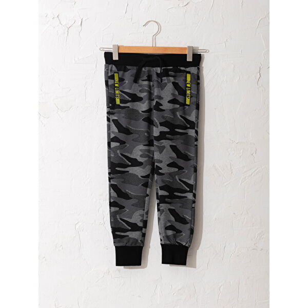 Erkek Çocuk Kamuflaj Desenli Jogger Eşofman Altı Erkek Çocuk Kamuflaj Desenli Jogger Eşofman Altı