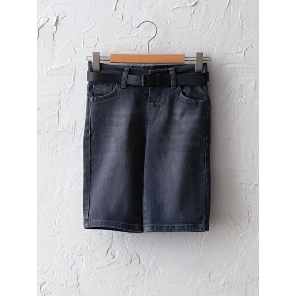 LCW GREEN Basic Erkek Çocuk Jean Şort ve Kemer LCW GREEN Basic Erkek Çocuk Jean Şort ve Kemer