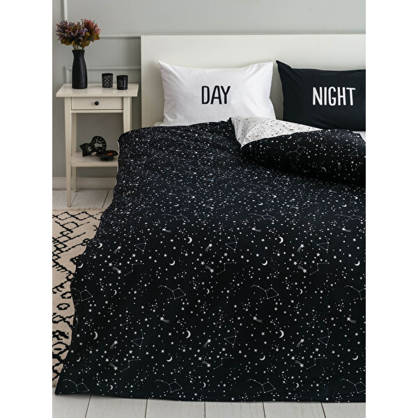 Çift Kişilik Çift Taraflı Desenli Dokuma Nevresim ve Yastık Kılıfı