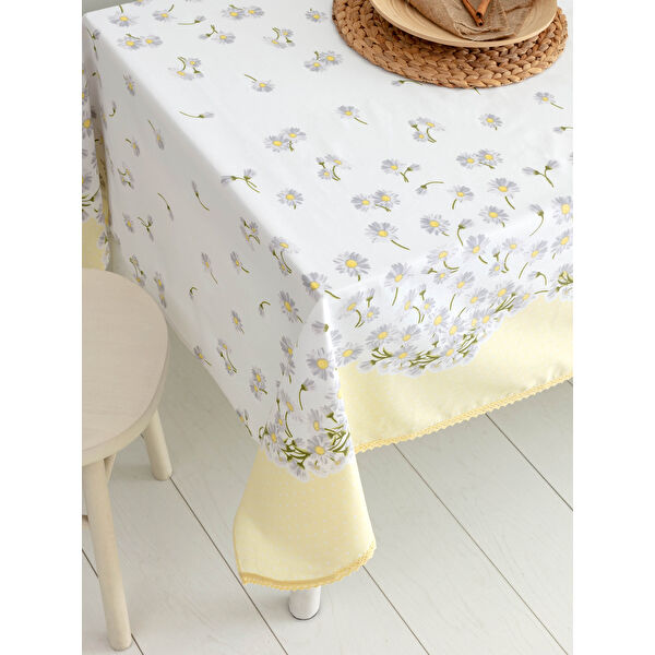 Çiçek Baskılı Dantel Detaylı Masa Örtüsü 150x220 Cm