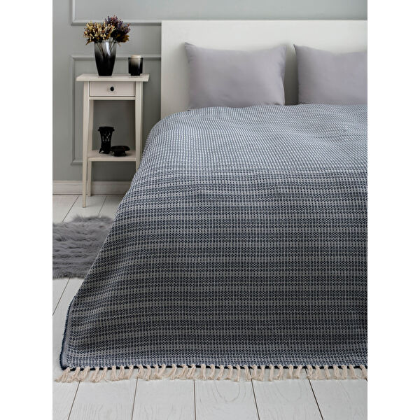 Çift Kişilik Kendinden Desenli Yatak Örtüsü 200x230 Cm