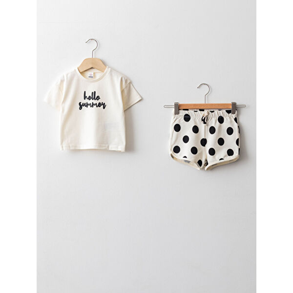 Bisiklet Yaka Kısa Kol Baskılı Pamuklu Kız Bebek Tişört ve Şort 2'li Takım