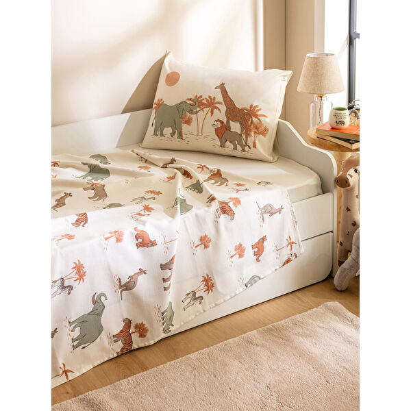 Desenli Pamuklu Erkek Çocuk Pike Takımı