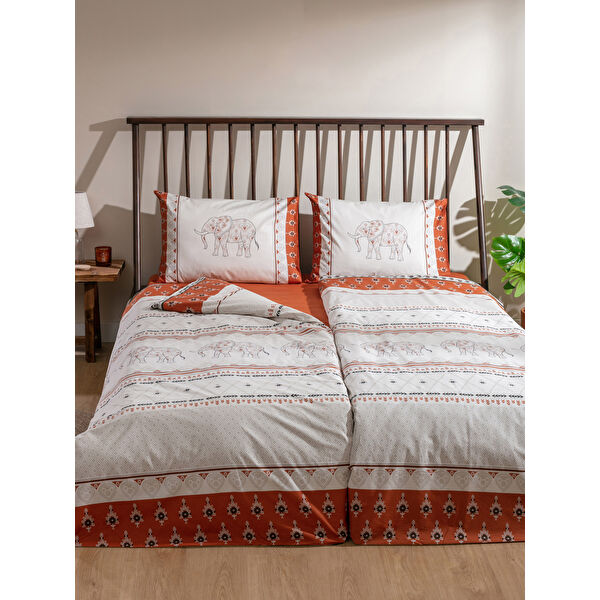 Çift Kişilik Desenli Premium Nevresim Takımı Çift Kişilik Desenli Premium Nevresim Takımı