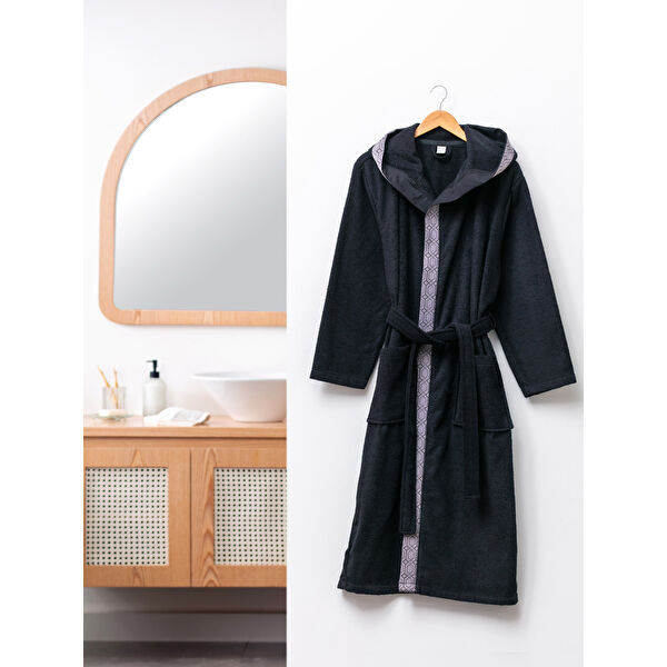 Nakışlı Kapüşonlu Erkek Bornoz