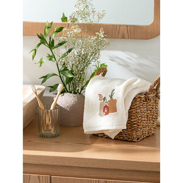 Nakışlı Pamuklu Yüz Havlusu 50x80 Cm