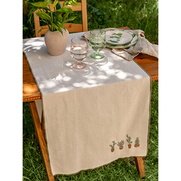 Kaktüs Nakışlı Runner 45x150 Cm Kaktüs Nakışlı Runner 45x150 Cm