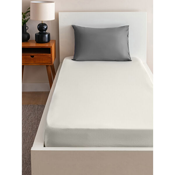 Lastikli Örme Tek Kişilik Çarşaf 140x200x30 Cm Lastikli Örme Tek Kişilik Çarşaf 140x200x30 Cm