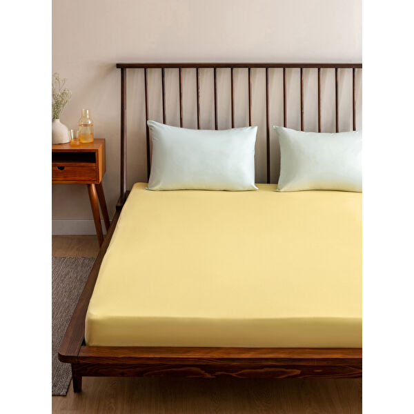 Lastikli Örme Çift Kişilik Çarşaf 160x200x30 Cm Lastikli Örme Çift Kişilik Çarşaf 160x200x30 Cm