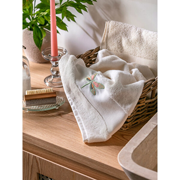 Nakışlı Pamuklu Yüz Havlusu 50x80 Cm