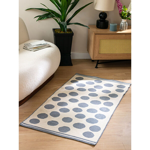 Çift Taraflı Desenli Halı 70x140 Cm Çift Taraflı Desenli Halı 70x140 Cm