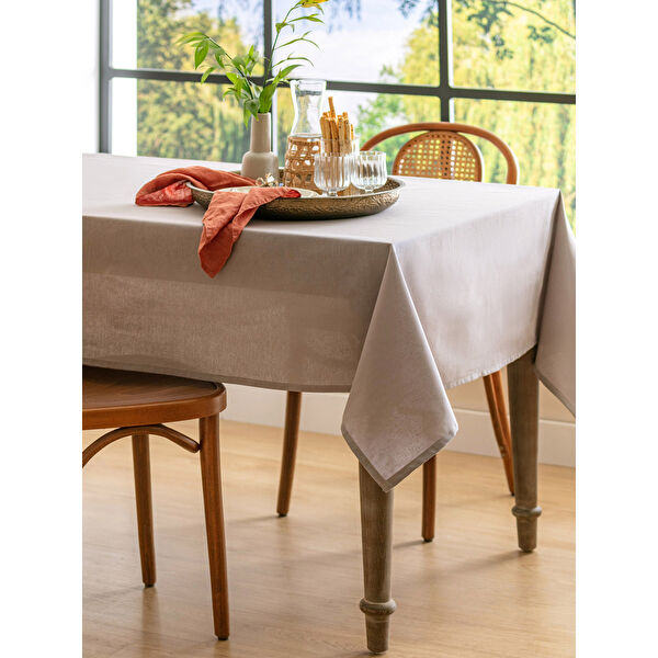 Düz Pamuklu Masa Örtüsü 150x200