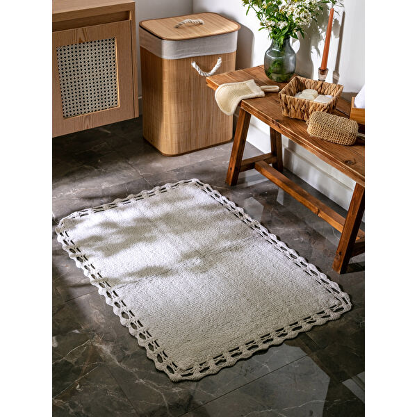 Dantel Detaylı Banyo Paspası 60x90 Cm Dantel Detaylı Banyo Paspası 60x90 Cm