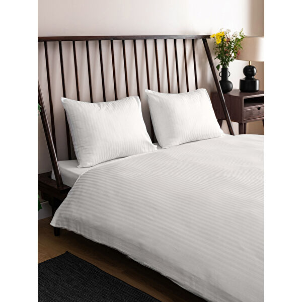 Çizgili Pamuk Saten Çift Kişilik Nevresim Seti Çizgili Pamuk Saten Çift Kişilik Nevresim Seti