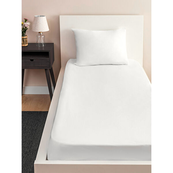 Düz Pamuklu Tek Kişilik Çarşaf 180x240 Cm Düz Pamuklu Tek Kişilik Çarşaf 180x240 Cm