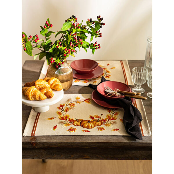 Desenli Jakarlı Amerikan Servis 2'li 33x50 Cm Desenli Jakarlı Amerikan Servis 2'li 33x50 Cm