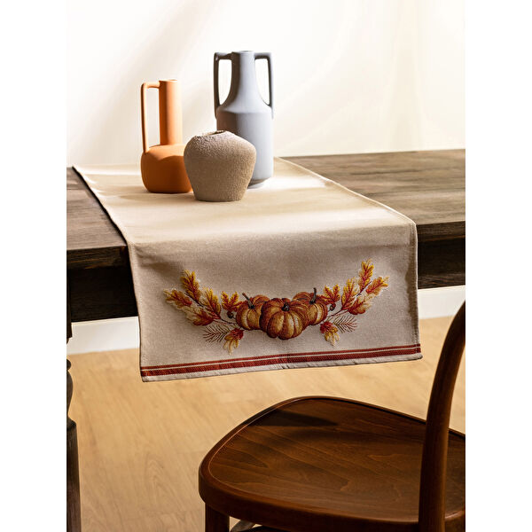 Desenli Jakarlı Runner 45x120 Cm Desenli Jakarlı Runner 45x120 Cm