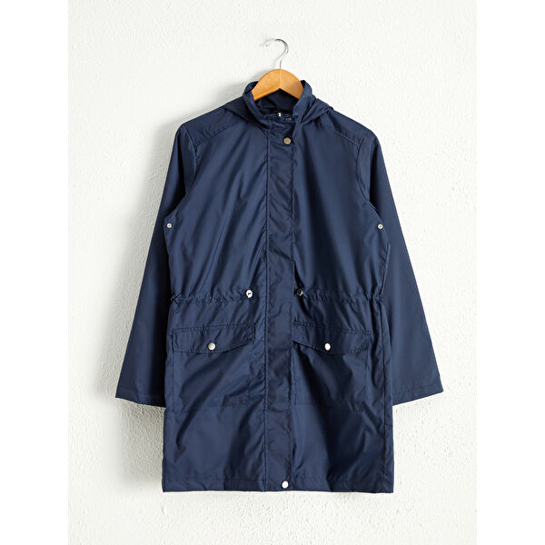 Beli Büzgü Detaylı Kapüşonlu Mont