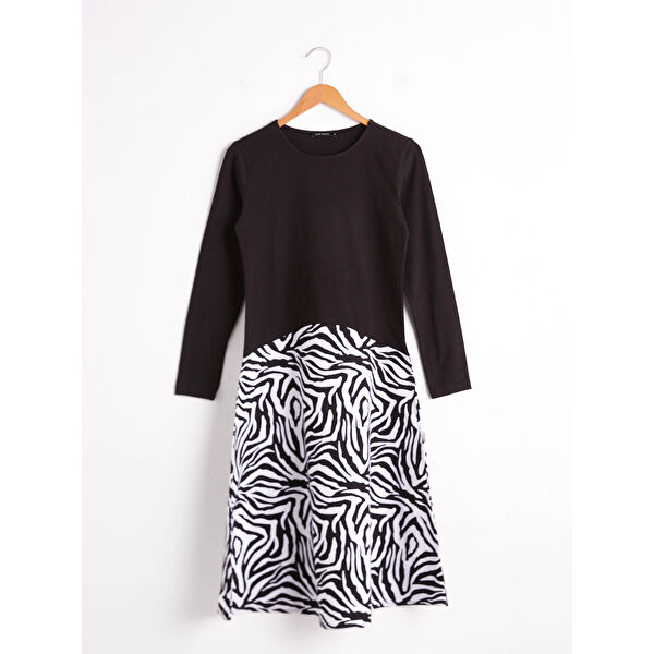 Zebra Desenli V Yaka Elbise