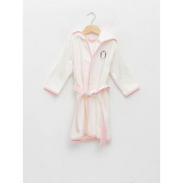 Kapüşonlu Uzun Kollu Nakış Detaylı Kız Bebek Bornoz