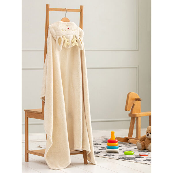 Tek Kişilik Nakış Detaylı Kapüşonlu Wellsoft Battaniye 100x150 Cm Tek Kişilik Nakış Detaylı Kapüşonlu Wellsoft Battaniye 100x150 Cm