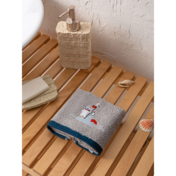 Nakış Detaylı Bukle Çocuk El Havlusu 30x50 Cm Nakış Detaylı Bukle Çocuk El Havlusu 30x50 Cm