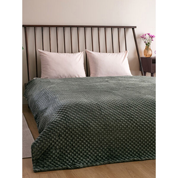 Çift Kişilik Kendinden Desenli Battaniye 200x220 Cm