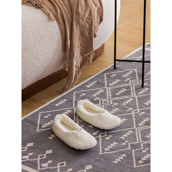 Kadın Pelüş Ev Terliği